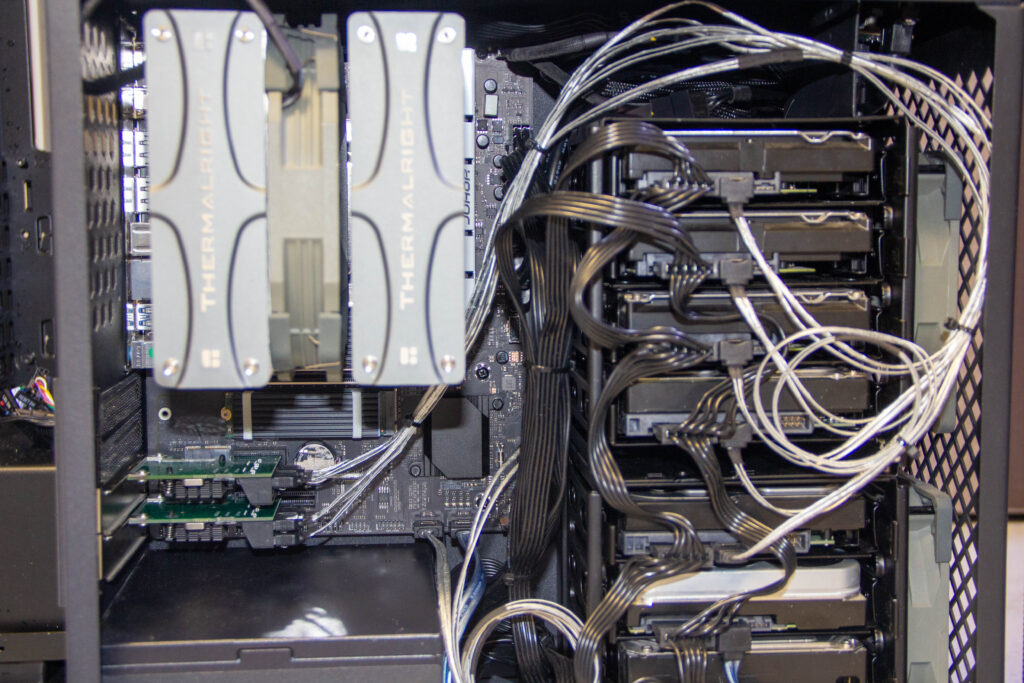 极限紧凑的高性能AIO机箱——invasion M2 装机展示 – 拿拿酱保护协会